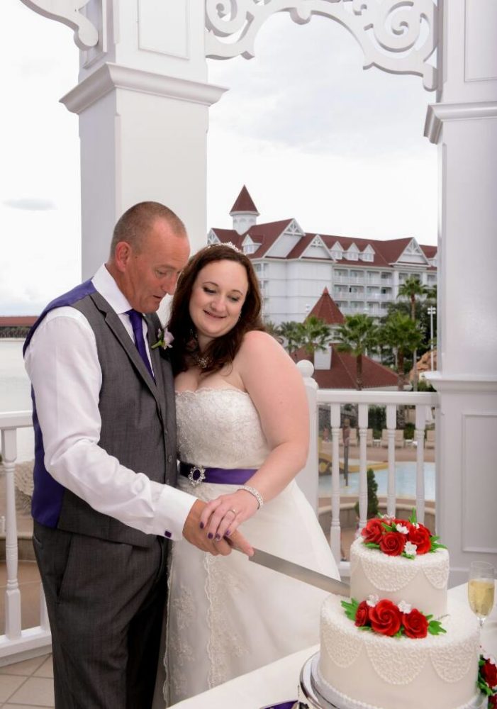 Escape Wedding Spotlight: Jennifer & John - Disney Wedding Podcast