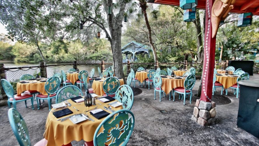 Flame-Tree-Gardens3 • Fairytale Weddings Guide