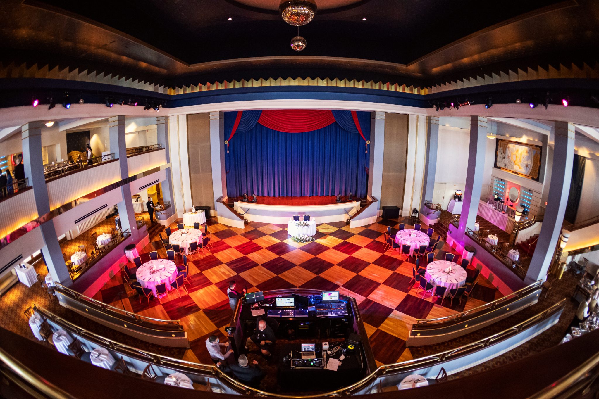 Atlantic Dance Hall – BoardWalk Inn • Fairytale Weddings Guide