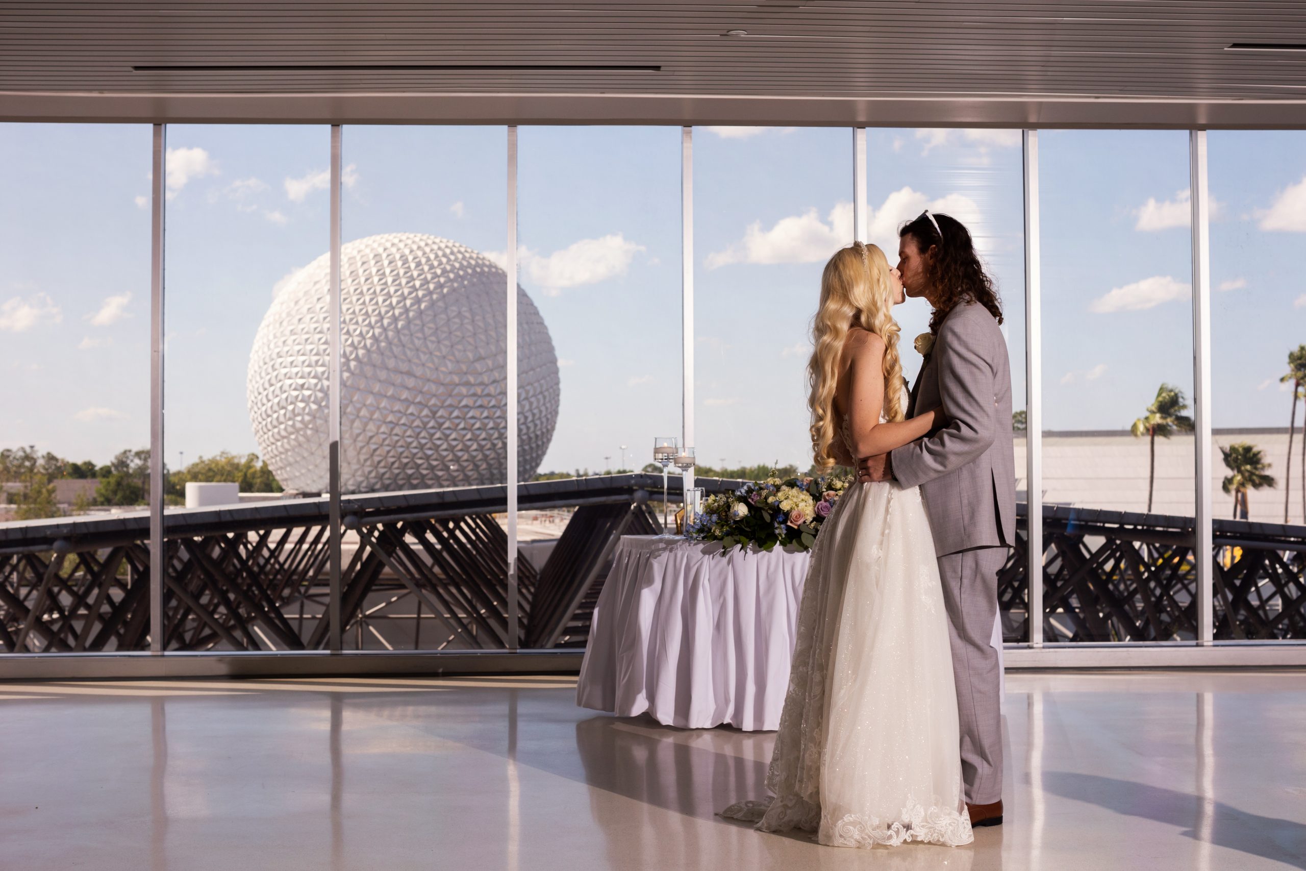 GM Lounge – EPCOT • Fairytale Weddings Guide
